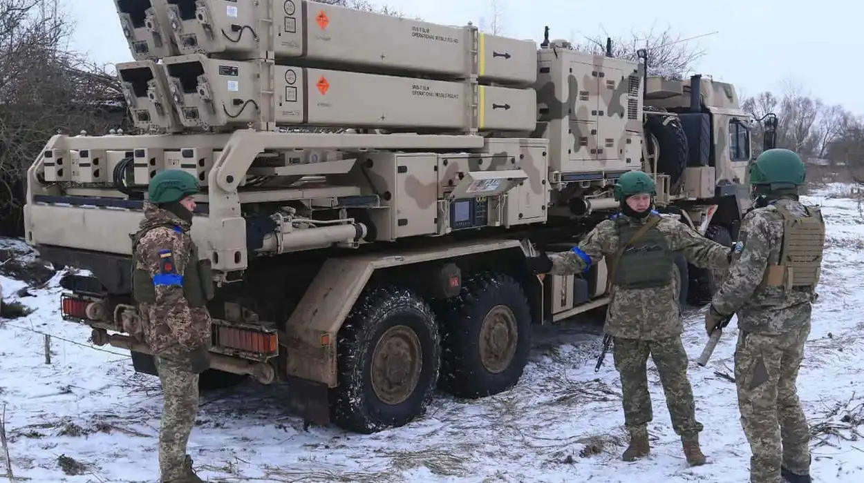 Deutschland liefert 10 IRIS-T Luftverteidigungssysteme an die Ukraine ...
